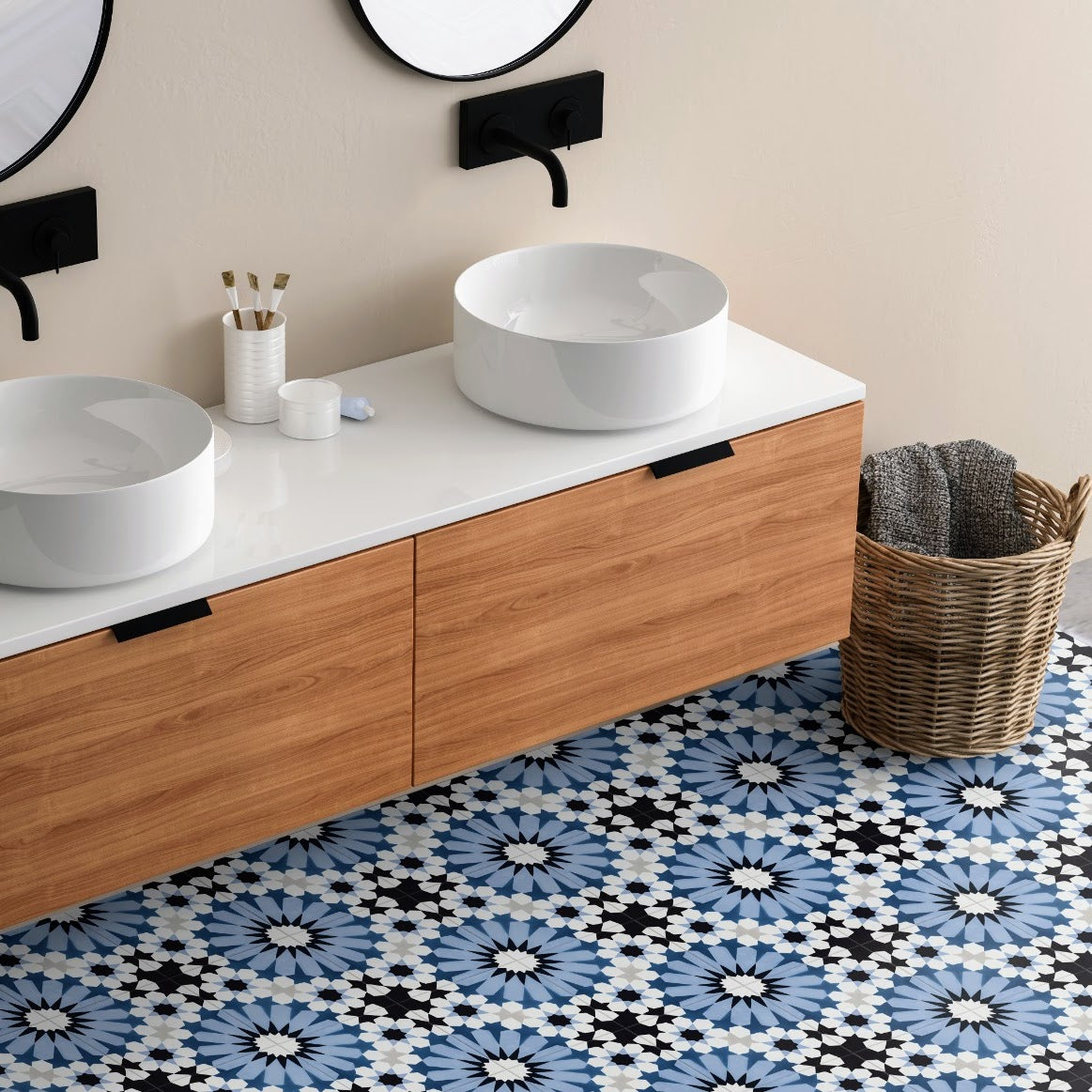 Fizaan Atlantic Blue White Moroccan Pattern 20cm x 20cm — Artisan Ceramica